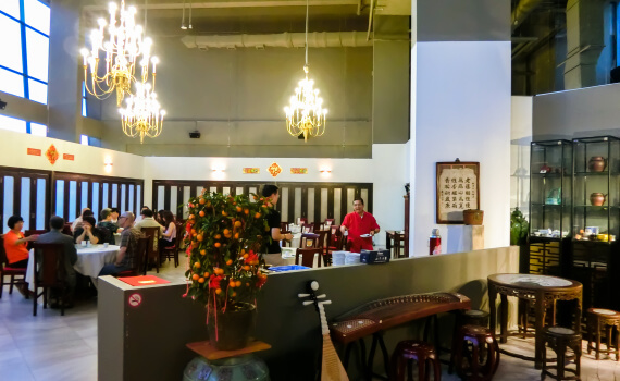 Chef Chan's Restaurant - Famous Crispy Roast Chicken - The Hungry Geek